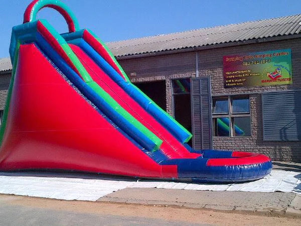 High Climb-Up Slide with Pond – TrolleyExpress